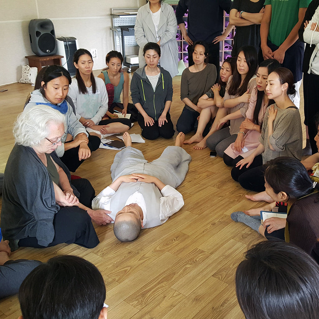 Perceiving through Experience and Words – Bonnie Bainbridge Cohen
